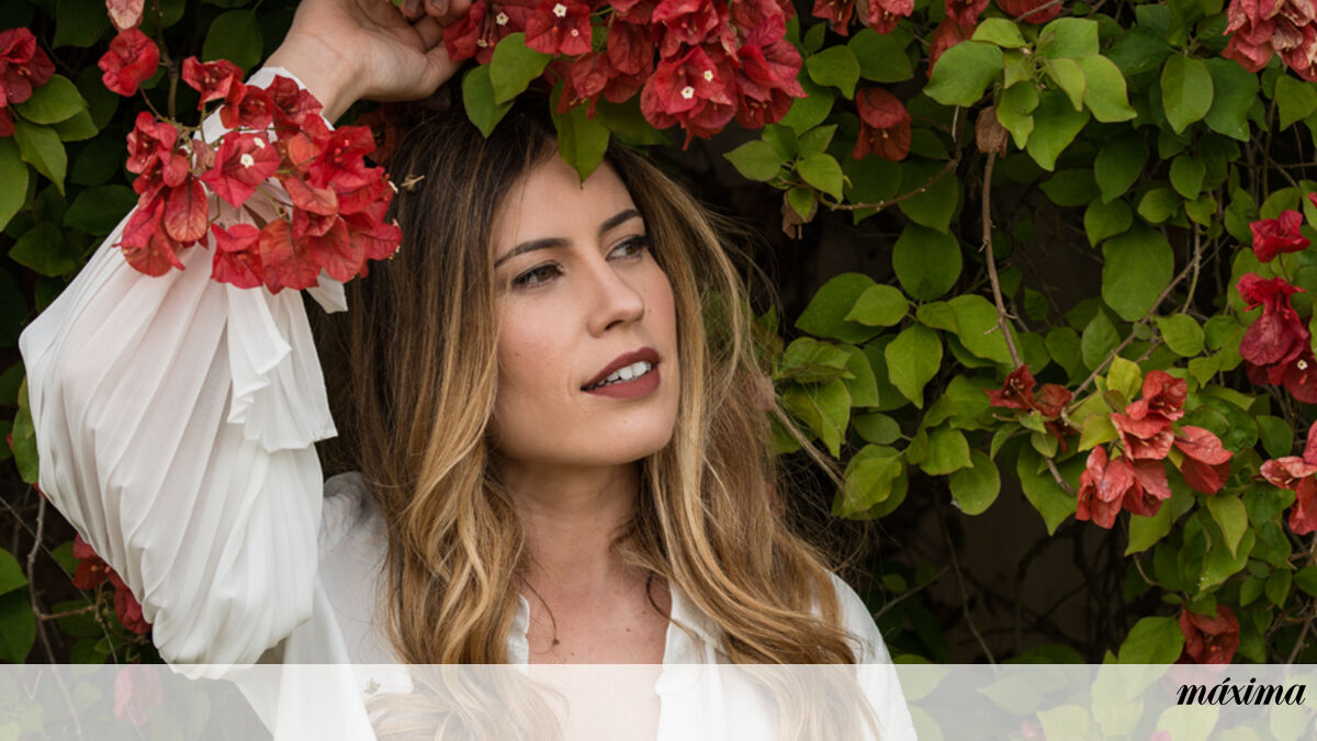 Cati Freitas apresenta novo álbum ‘Estrangeira’ - Atual - Máxima