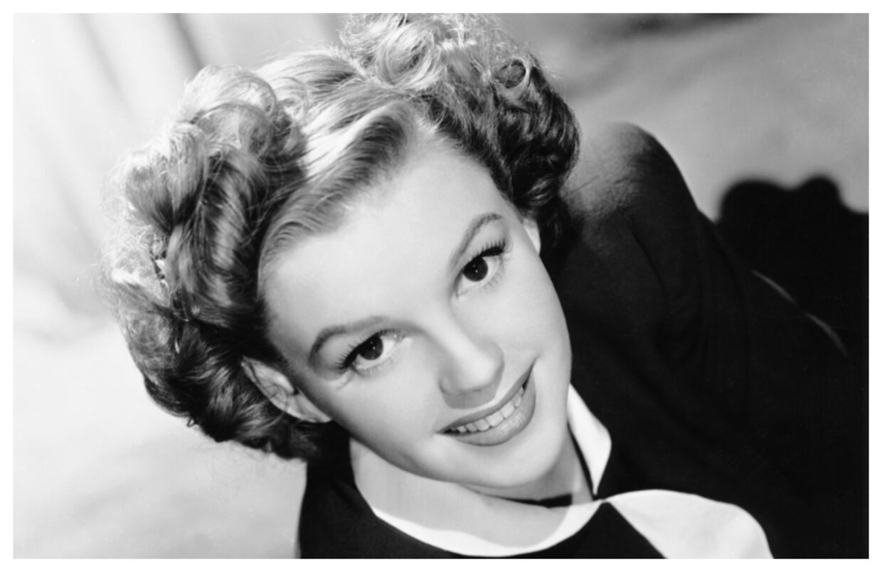 Vida de Judy Garland é retratada em novo filme com Renée Zellweger ...